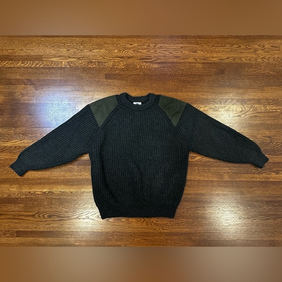 Black Sheep | Sweaters | Black Sheep Wool Sweater | Poshmark